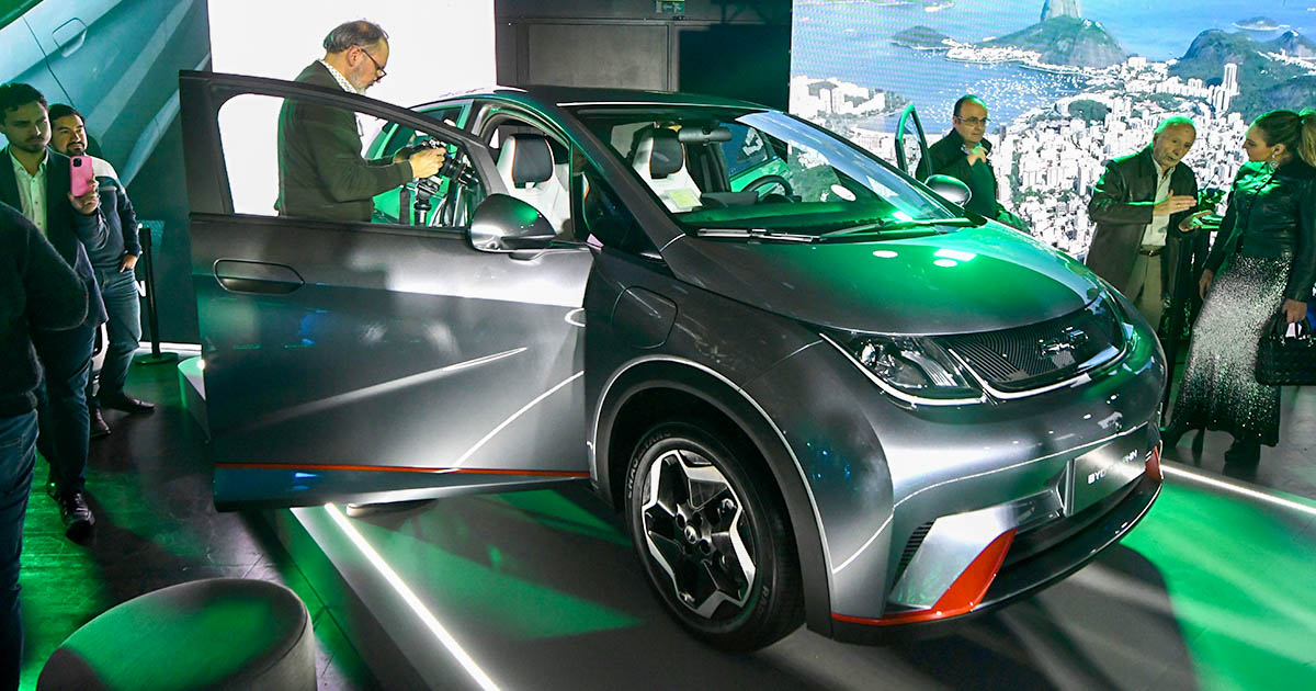BYD presenta BYD DOLPHIN en el evento de lanzamiento de la marca en ...